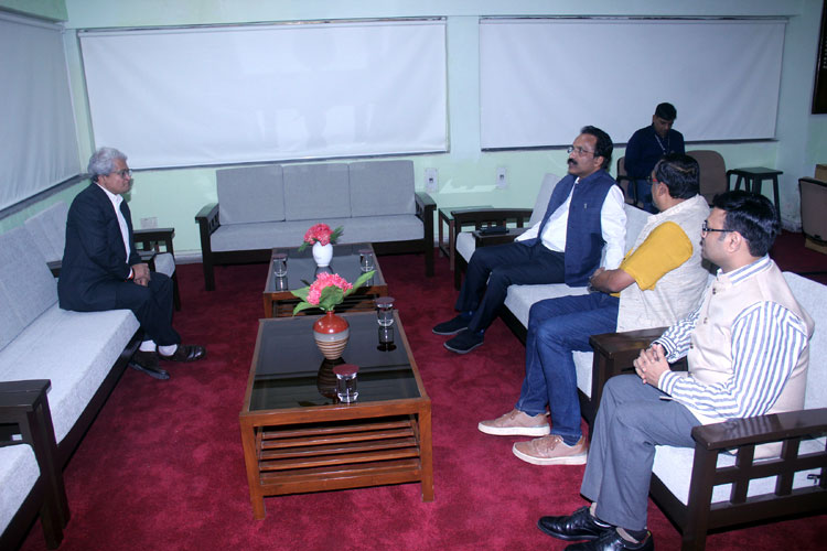 4th Conference on Plasma Simulation Indian Institute of Geomagnetism ...